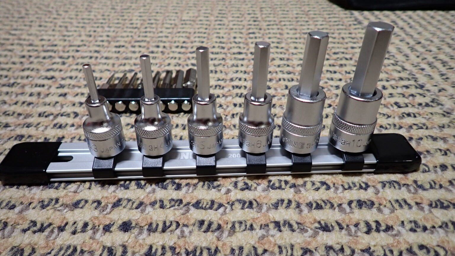 ヘキサゴンソケット | ROCK BOTTOM7